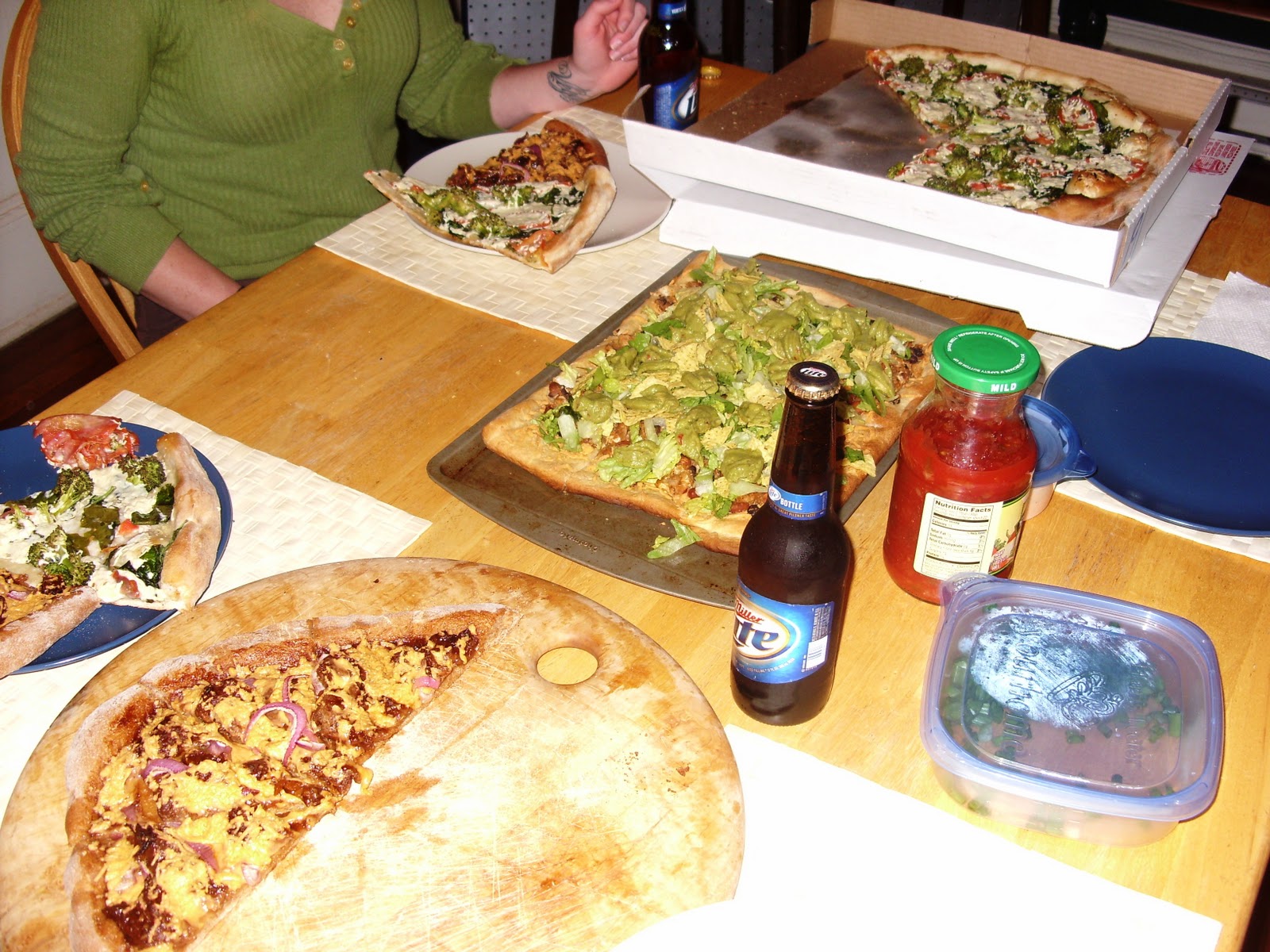 Meet The Shannons: The Betty Crocker Project : Ranchero Pizza