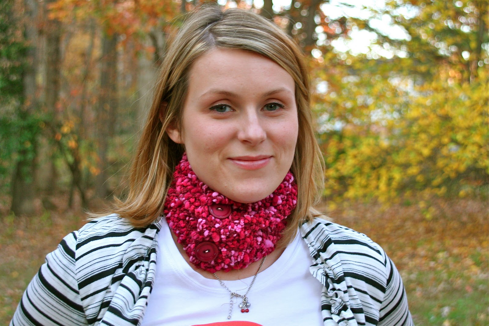 Pretty Posy: Easy Christmas Gift Idea: Snazzy Neck Wrap Pretty Posy: Easy Christmas Gift Idea: Snazzy Neck Wrap