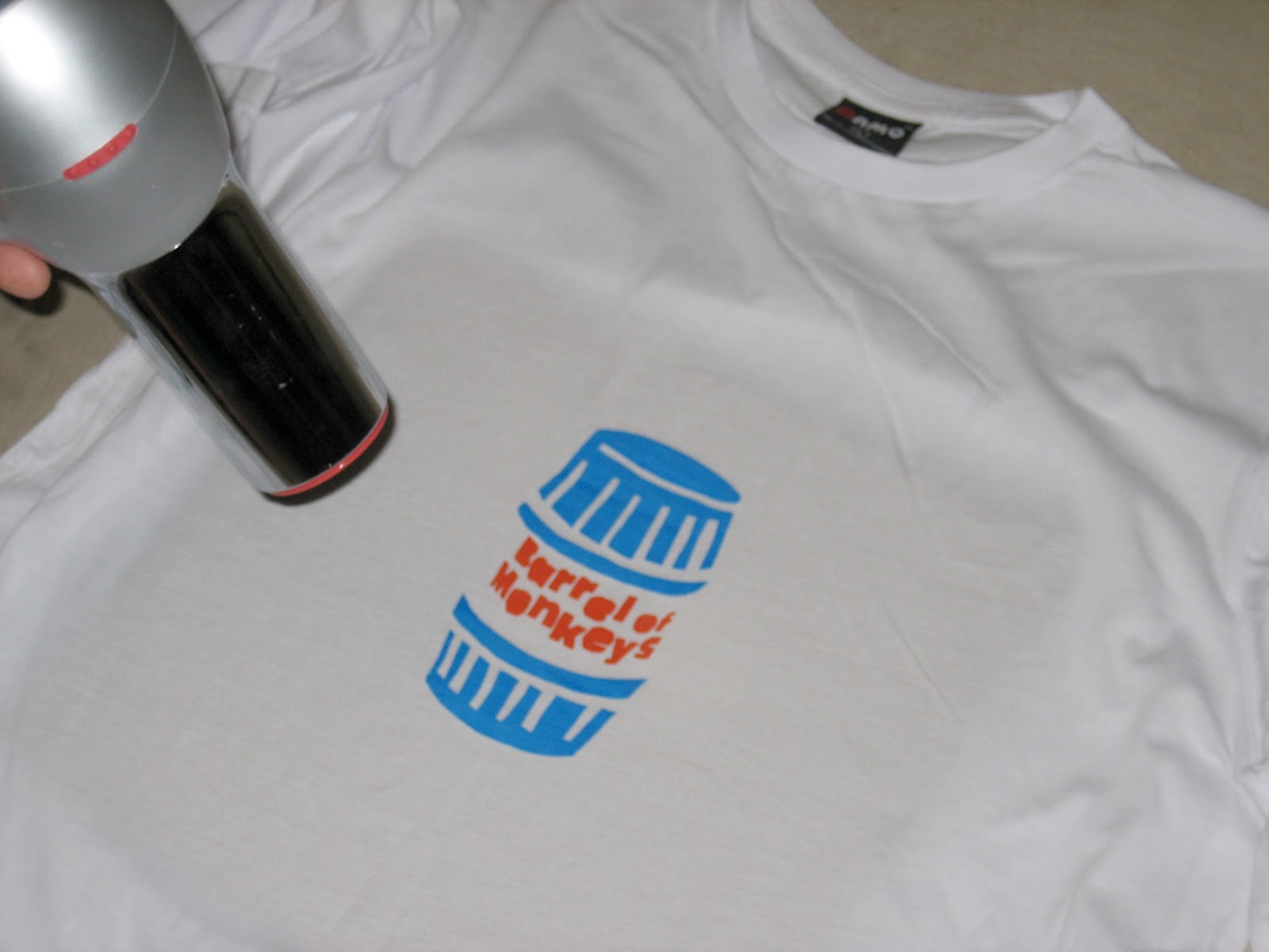 Craft Laboratory: Screen printing: team shirts