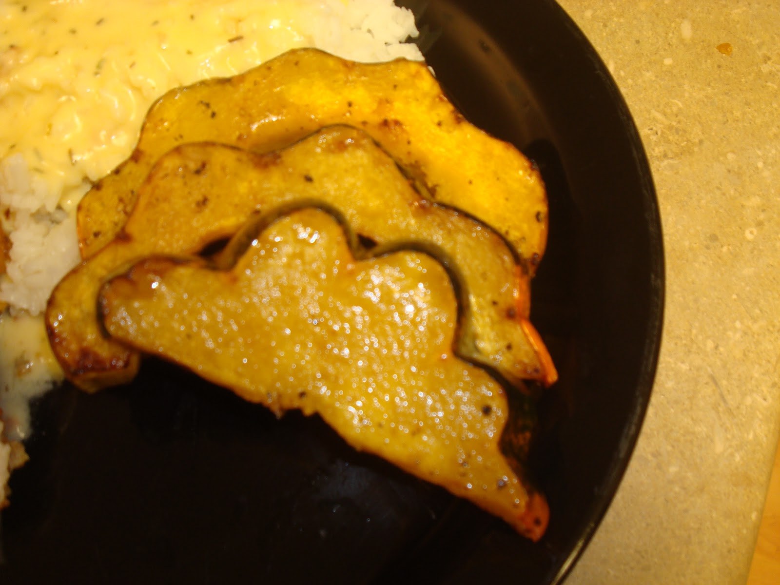 menu managed: Pepper Crusted Acorn Squash