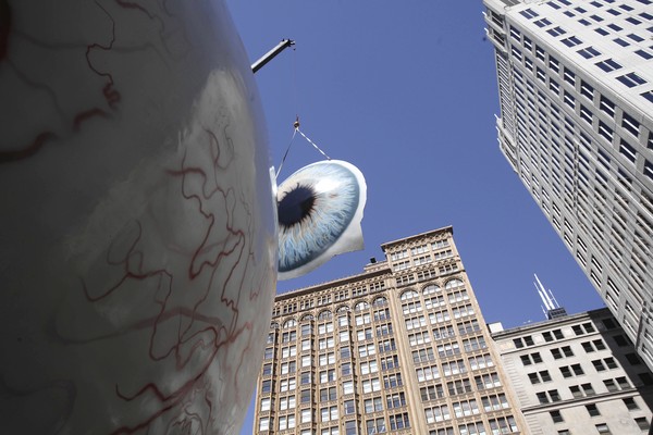 Chicago Eye Sculpture - Spluch - Interesting/Fun Stuff From Around The ...