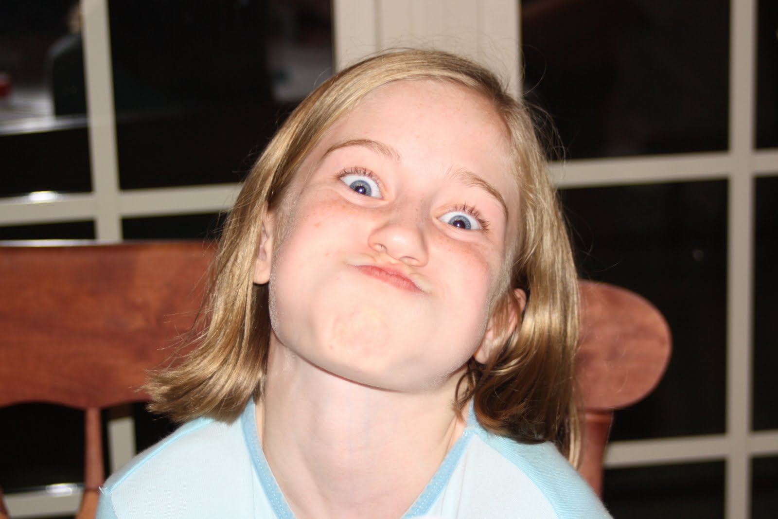 ECS Seniors 2011: 12th/6th Grade Girls Sleepover!