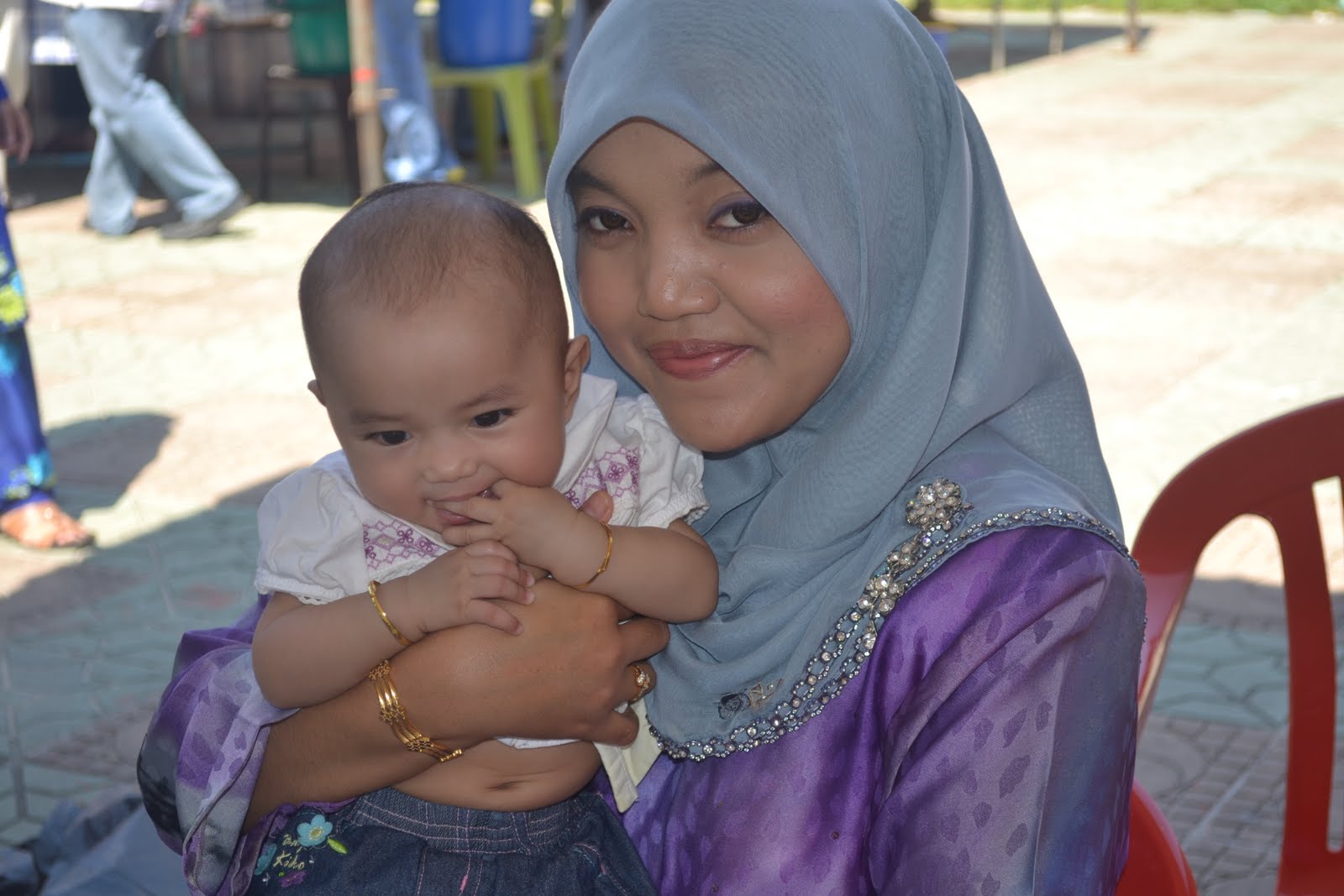 Love is all around: Anak Angkat