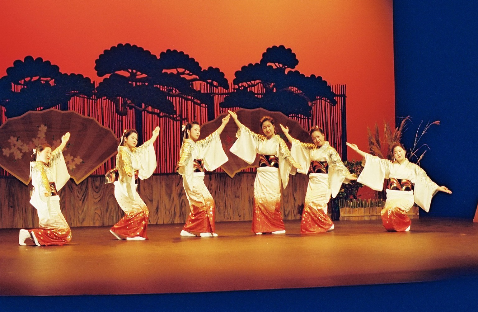 TomoeArts: July 2010