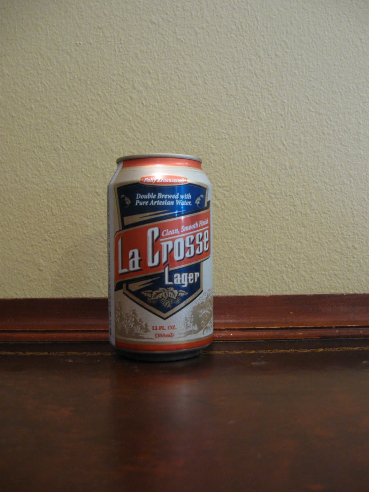 Doing Beer Justice: City Brewing - LaCrosse Lager - Lost Lake Light