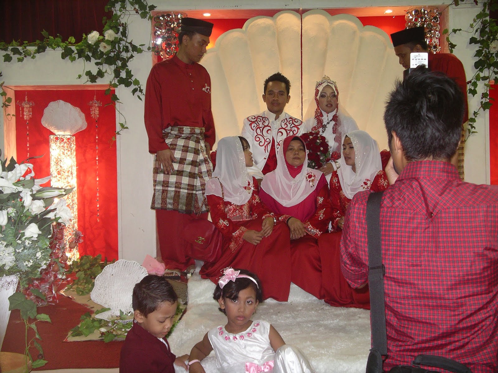 Cooking is Fun... Sekadar Hobi: 10.10.2010 - lagi gambar Orang Kawin