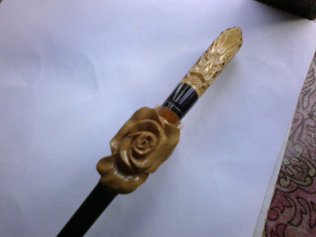 Koleksi Sarung Dan Ulu Parang