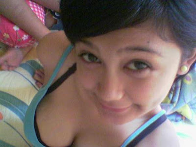 Gadis Abg Bugil | Artis Seksi, Aura Kasih, Julia Perez, Artis Indonesia Seksi, Gambar Bugil ...