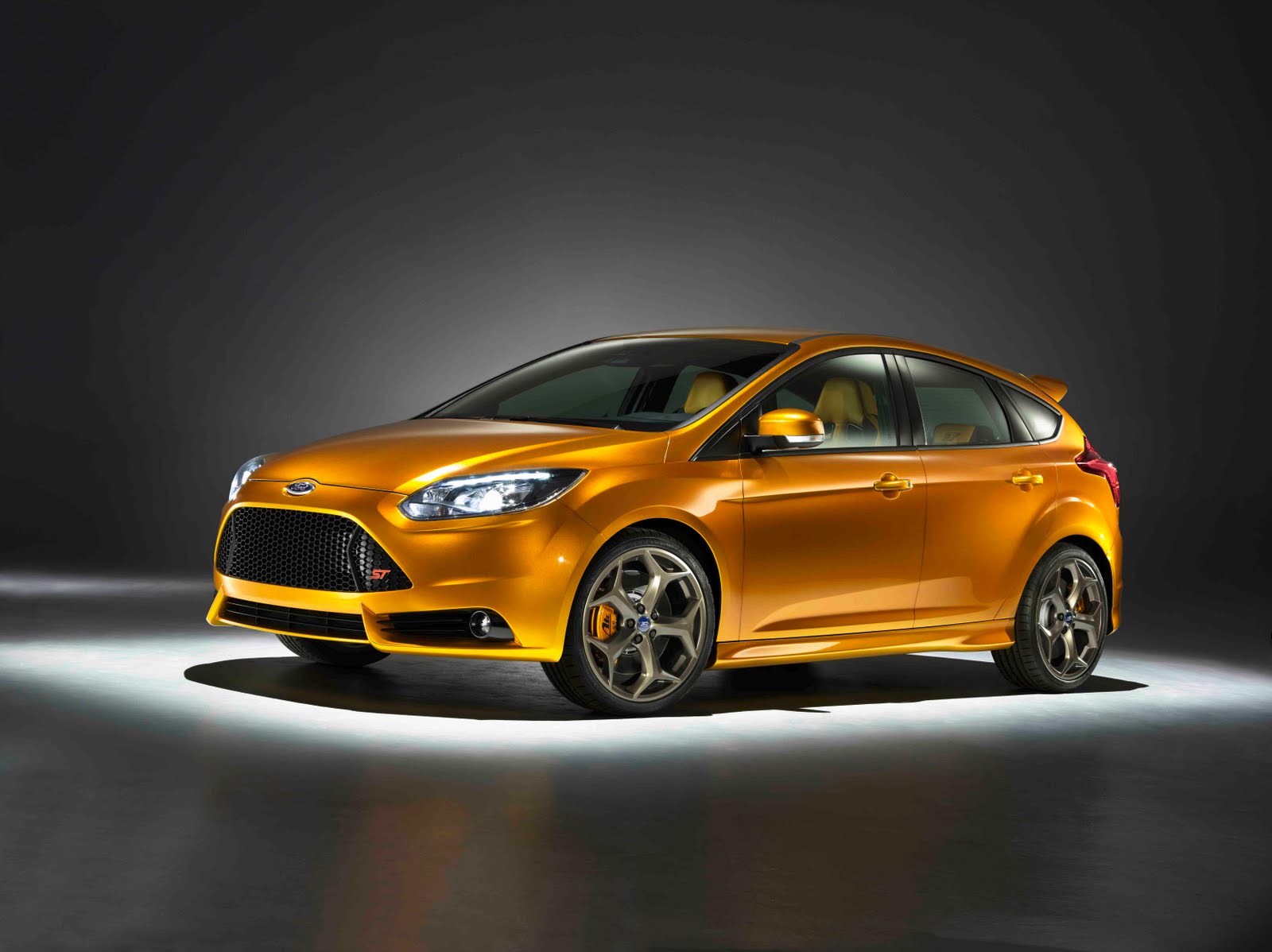Spluttering Tailpipe: Ford's all new Focus ST - official pics