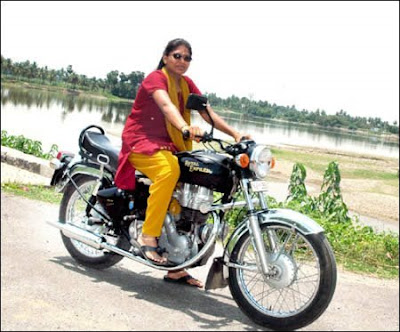 bullet riders - Strong Females