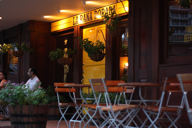 LA RANA DORADA » Via Argentina. Panamá.