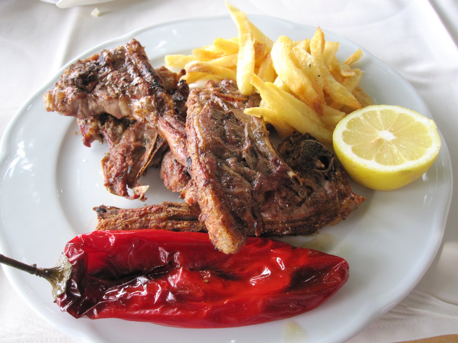 Cannundrums: Patrikomas's Tavern: Delphi, Greece