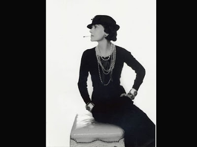 Mujeres Construyendo: La revolución a través de un sombrero: Coco Chanel