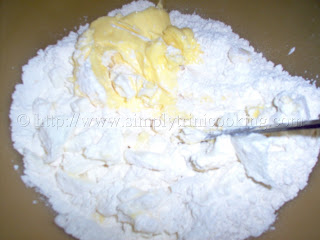 Trinidad Beef Pie (Pastry) | Simply Trini Cooking