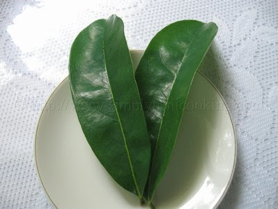 Soursop Leaf Tea | Simply Trini Cooking