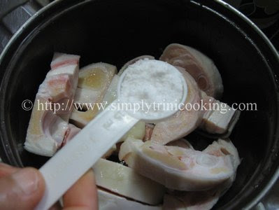 Cow Heel Souse | Simply Trini Cooking