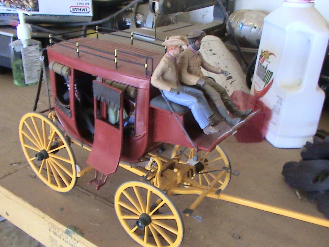 Model Kit Reviews - I have such disasters to show you!: Lindberg Stagecoach