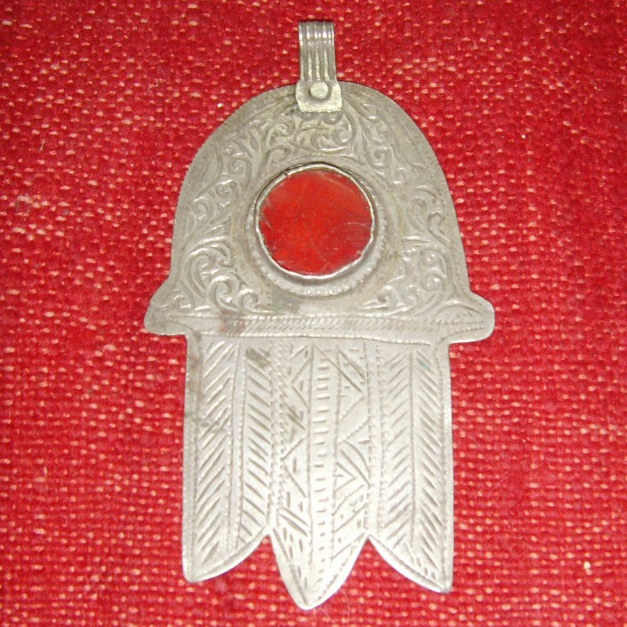 THE VIEW FROM FEZ: Hand of Fatima - a buyer's guide