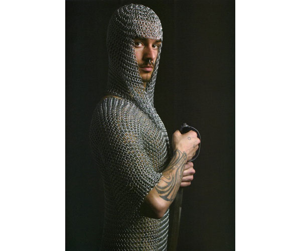 D I E W E L B E E N D E : MEET LOGAN