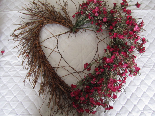 Bengawan Solo: How to make a Heart Wreath...Easy!