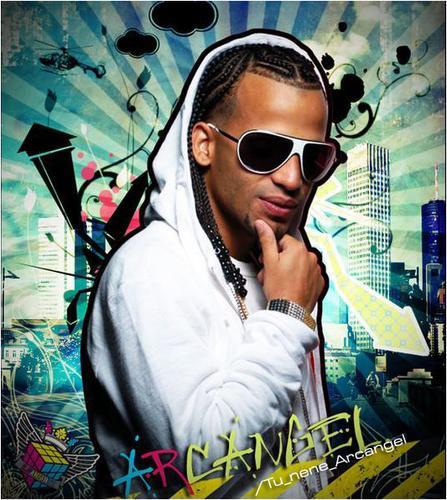 ARCANGEL PA: Biografía de Arcángel