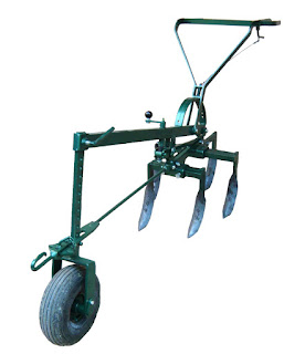 CHARRUE VIGNE EQUIVINUM: Samedi 28 - Le matériel hippomobile