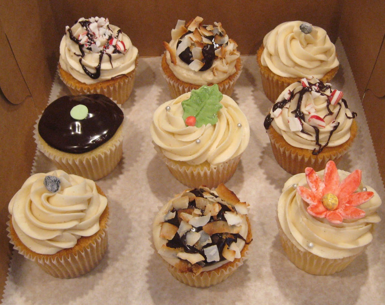 Baking In Circles: Lots and Lots of Cake!