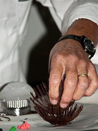 A sweet affaire, come bake with Chefany!: Cake decorating with Chef ...