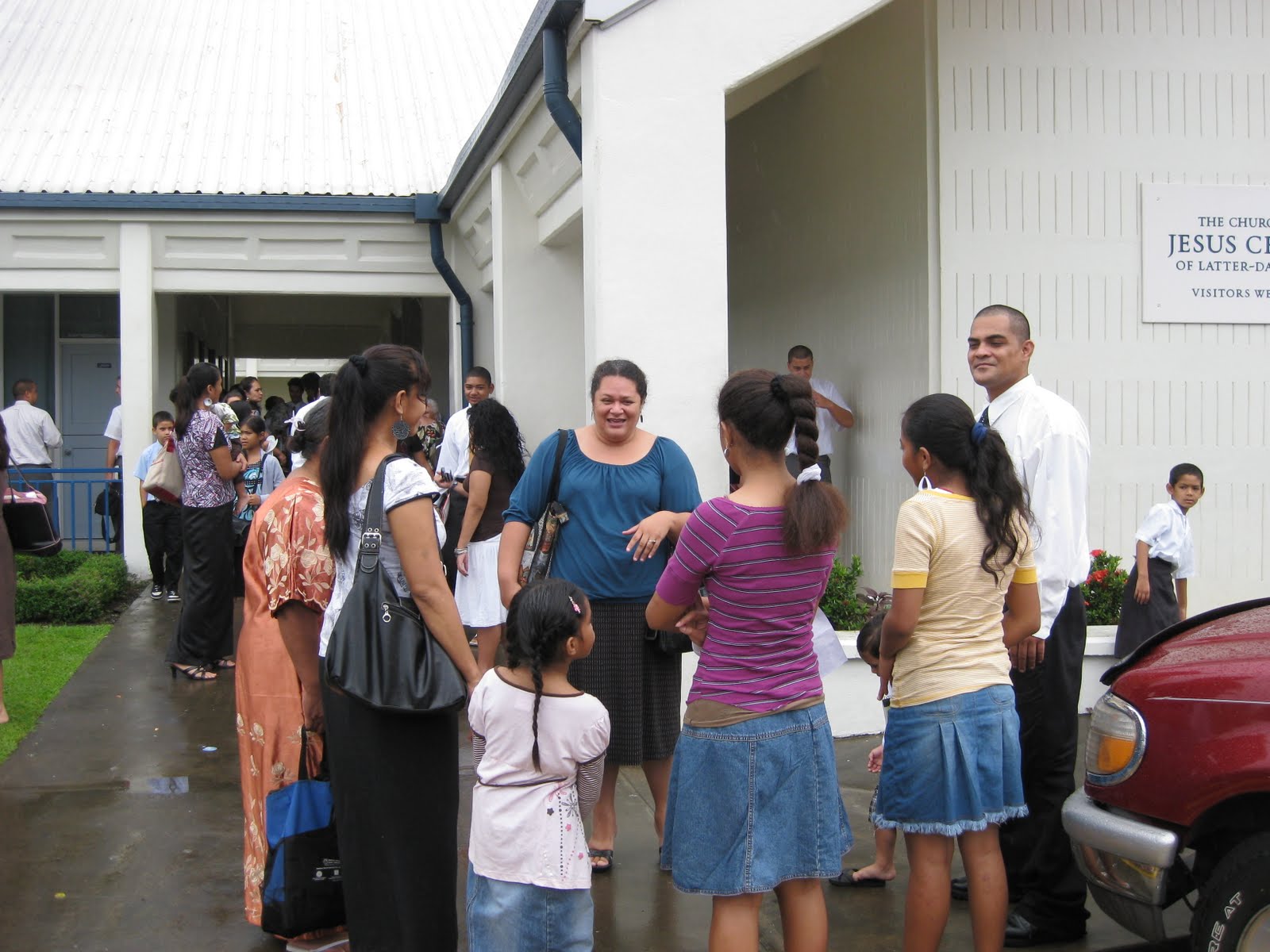 Mission and beyond: Falesa (chapels)