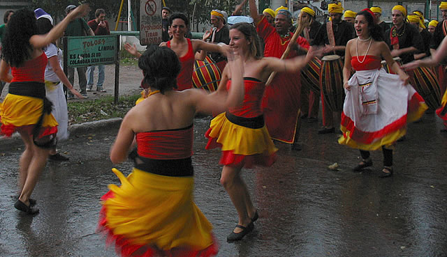 Clase: Ideas para vestimenta del candombe