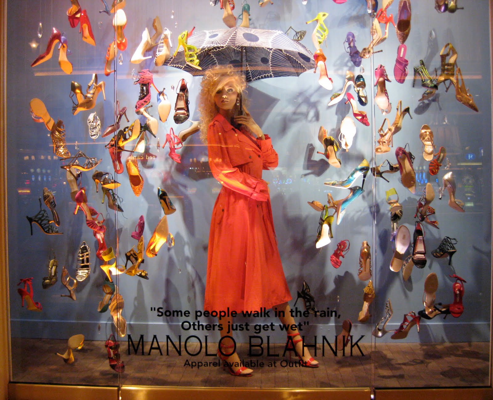 Madame Chic: An amazing window display at the Wynn Hotel in Las Vegas.