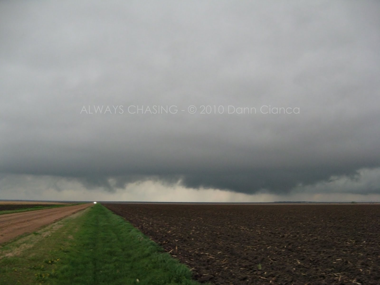 ALWAYS CHASING / BIG SKY CONVECTION BLOG: 2010 Storm Chase 9 Report ...