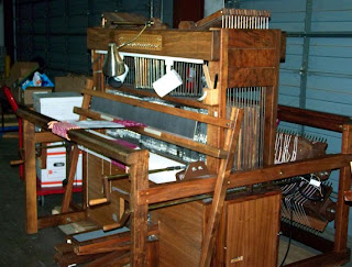 Woodland Woolworks: An Incredibly Gorgeous Loom