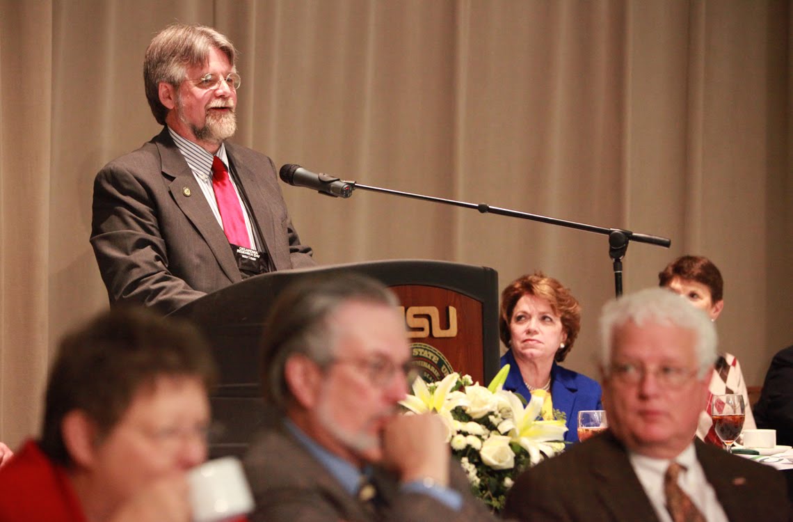 Tissue and Cellular Innovation Center Blog: UWRF TCIC Director, Dr. Tim ...