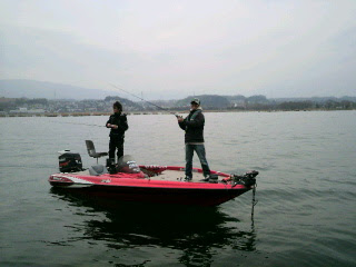 Keep Chasing The World Record !!: My First Bass Fishing On Lake Biwa 2010