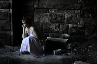 Elemeno P: April Lilly