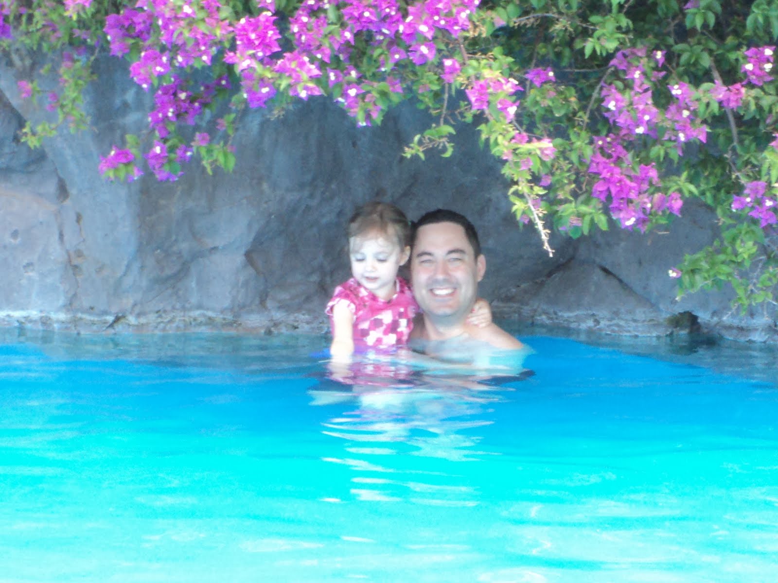 The Ebeling Family: Hawaii Pictures - Beach and Pool