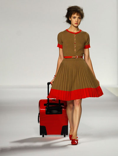 The Graphic Side: Contemporary Designer: Marc Jacobs