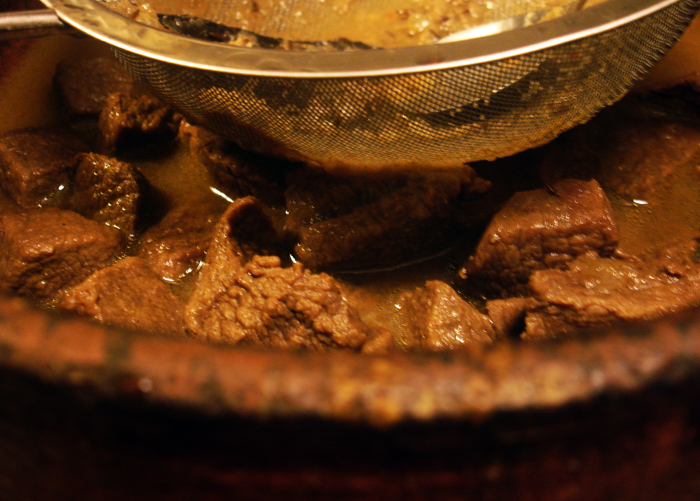 libyan food: Libyan Lamb Casserole with Carrots and Green Olives: Tajin ...