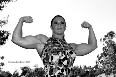 The Bigger the Better - Female Bodyduilders: Jamie Buffalari