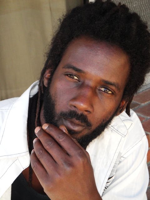 Adonis Thompson's Instagram, Twitter & Facebook on IDCrawl