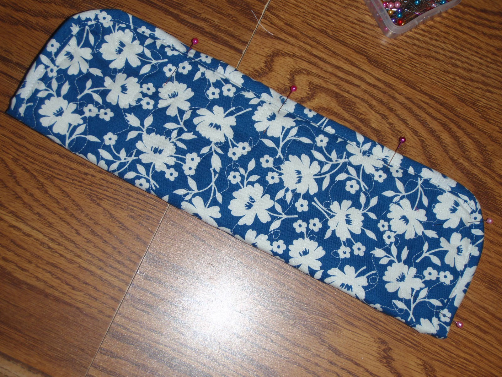 Sew E.T.: Quilted Flat Iron or Curling Iron Cover Tutorial
