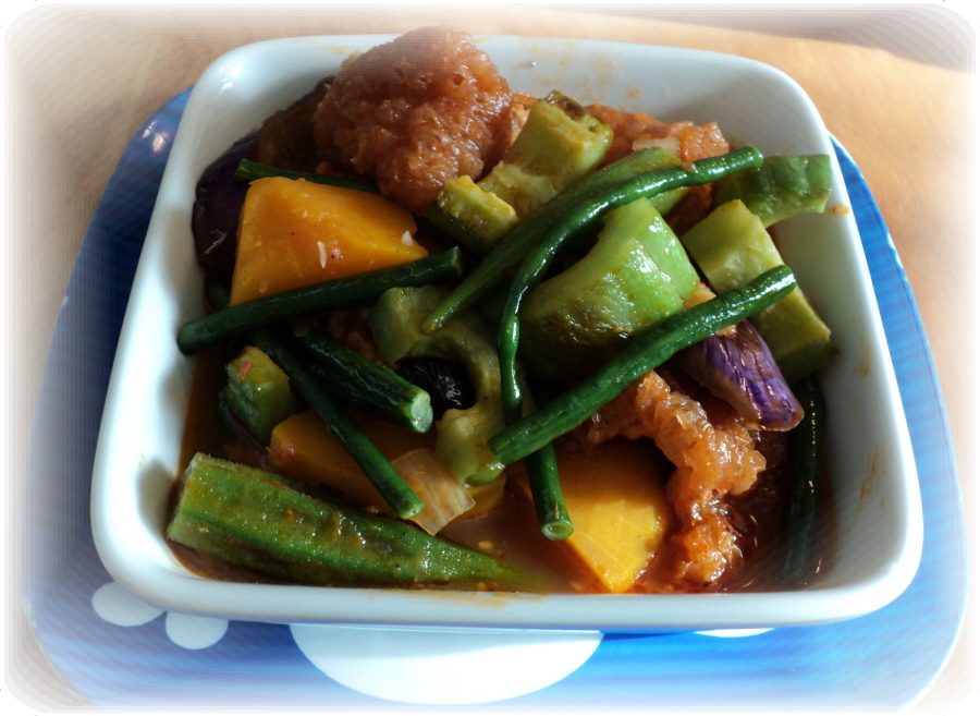 Haumea's Kanaka Kitchen Blog: Filipino Main Entree Pinakbet