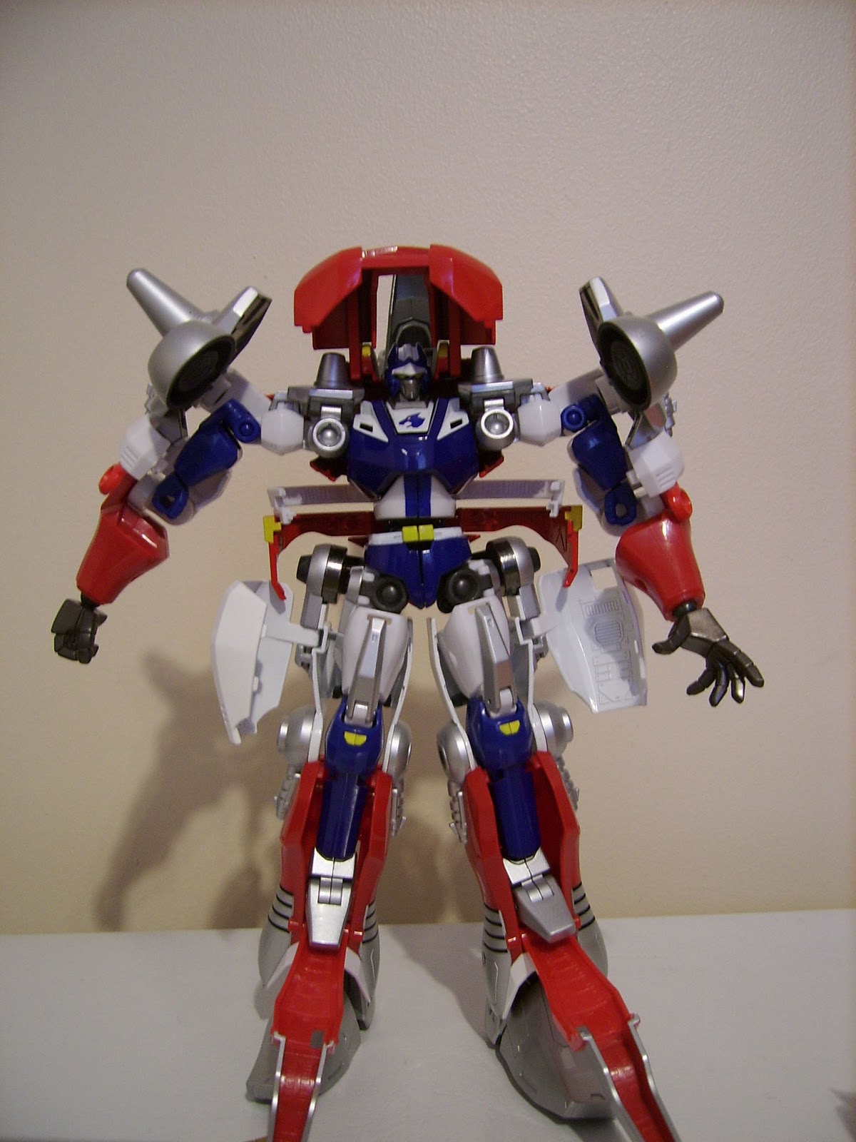 Osh's Space Odyssey: Adventures in Sci-Fi Geekery: Machine Robo SOC ...