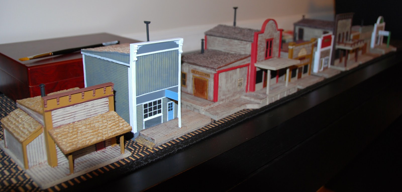 Lord Ashram's House of War: Some 15mm Cowboy buildings