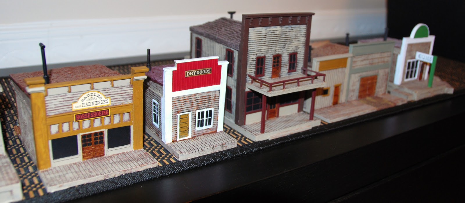 Lord Ashram's House of War: Some 15mm Cowboy buildings