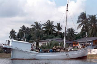 Malay Traditional Boat - Wooden Yacht: perahu bedar|perahu tradisional ...