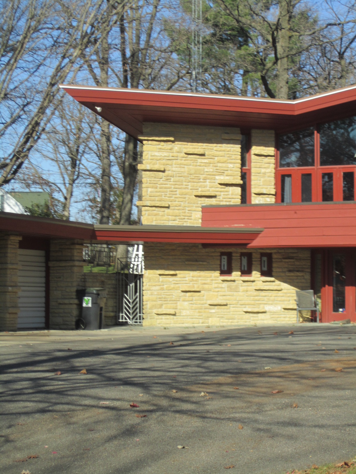 Gone Walkabout 2: The S. P. Elam House by Frank Lloyd Wright