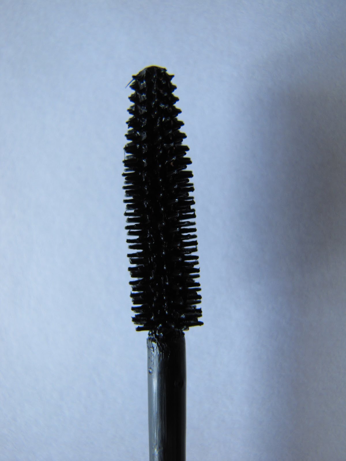 Beauty Knowledge: Dior: DiorShow Iconic Extreme Oscillation Mascara Review