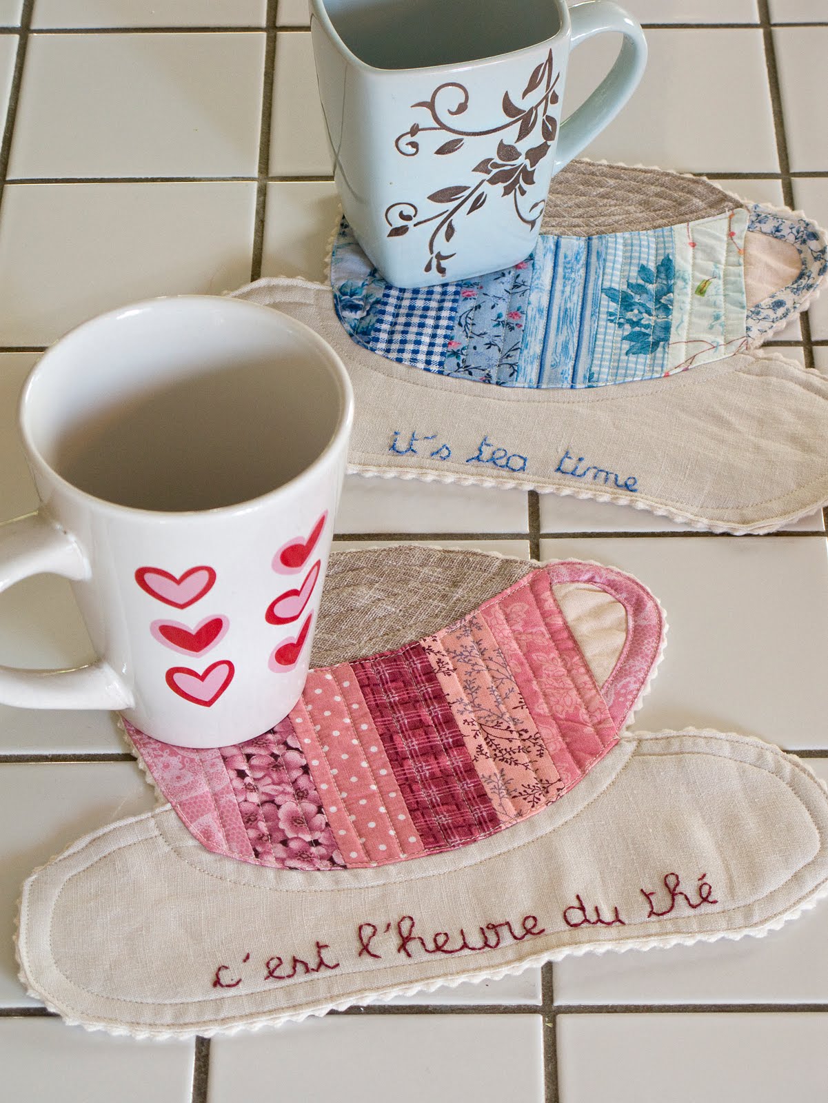 PatchworkPottery: Mug Rugs